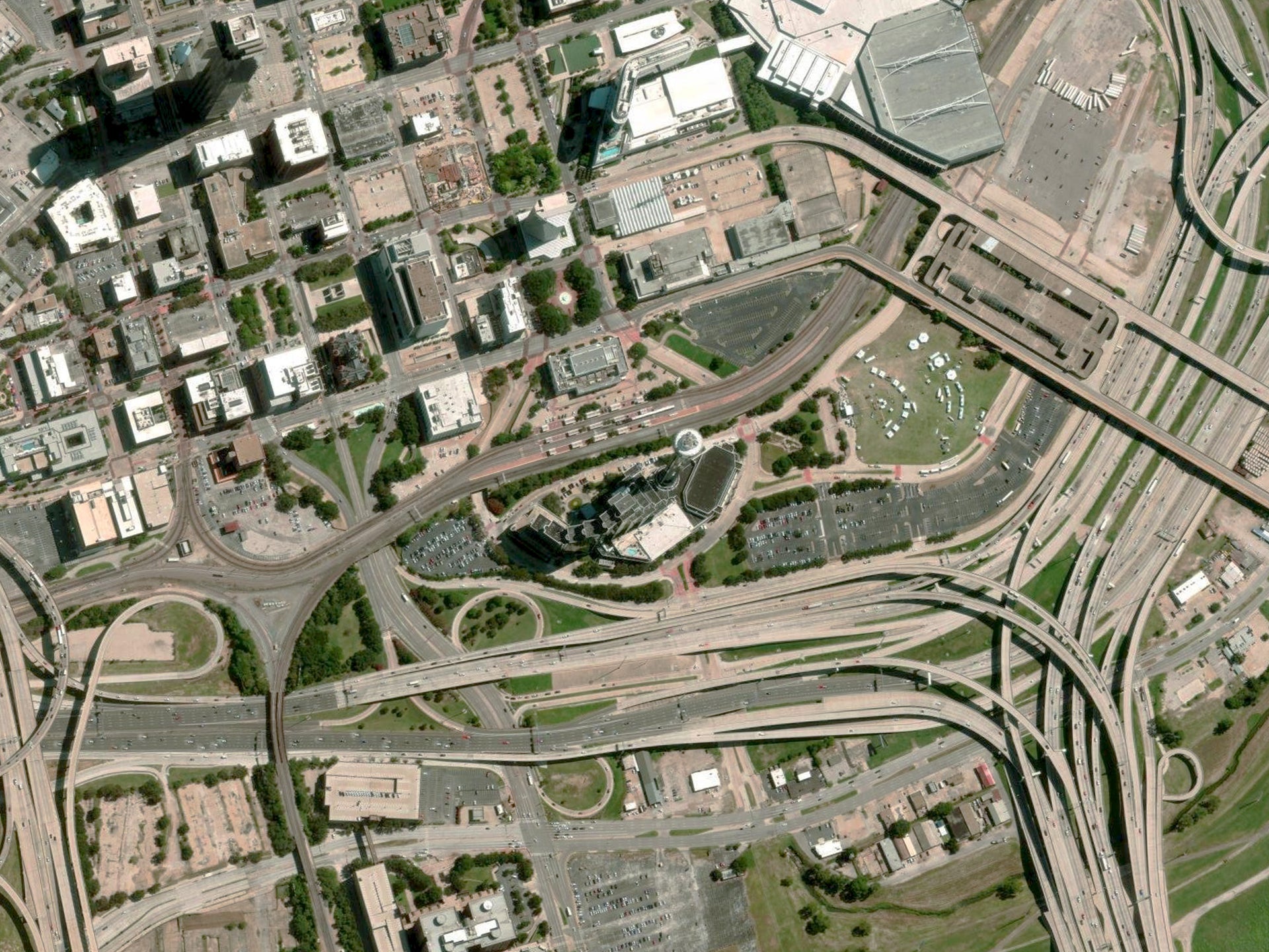 Downtown Dallas View from Space – GeoJango Maps