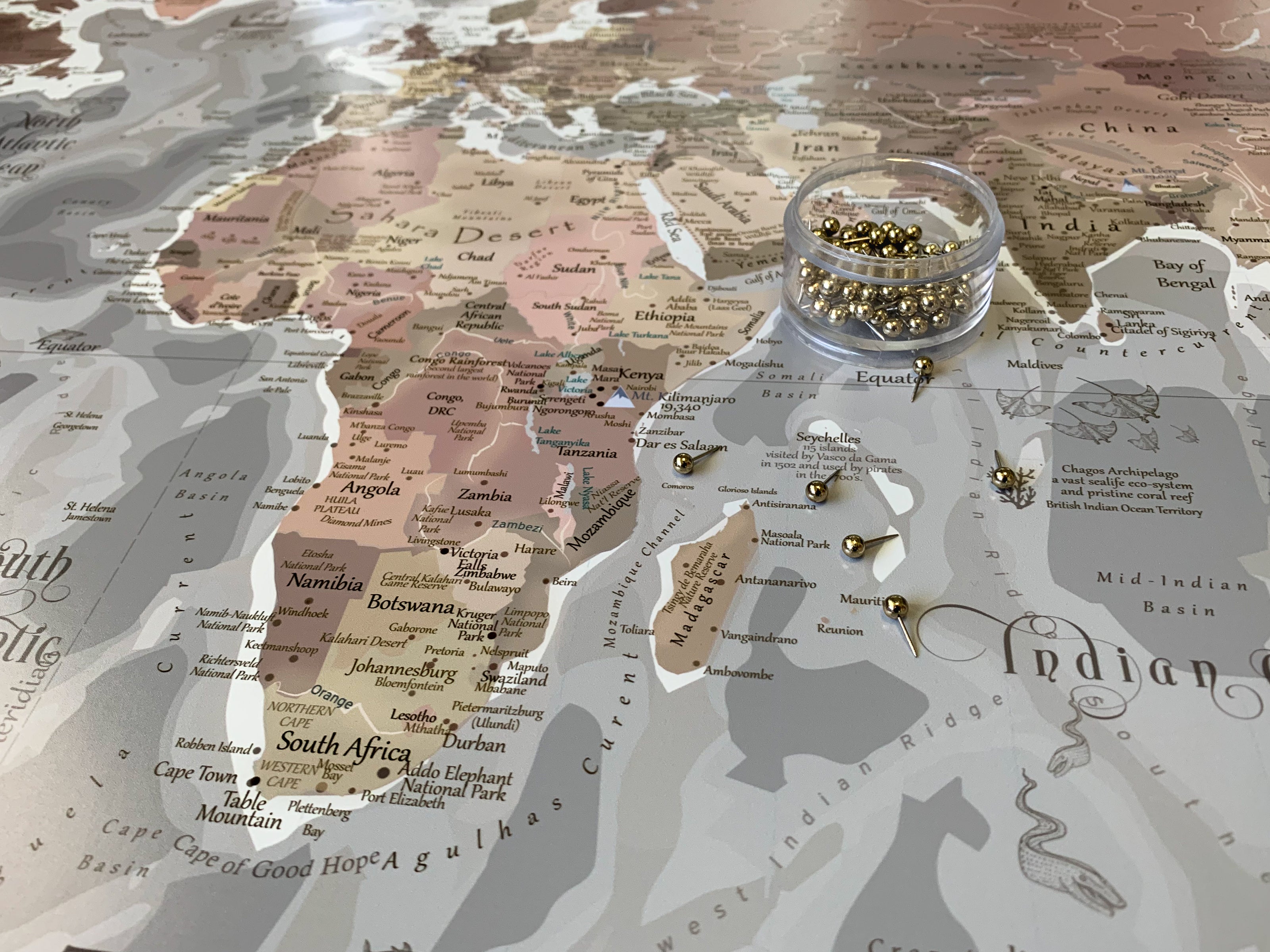 Vintage World Push Pin Travel Map - Classic – GeoJango Maps