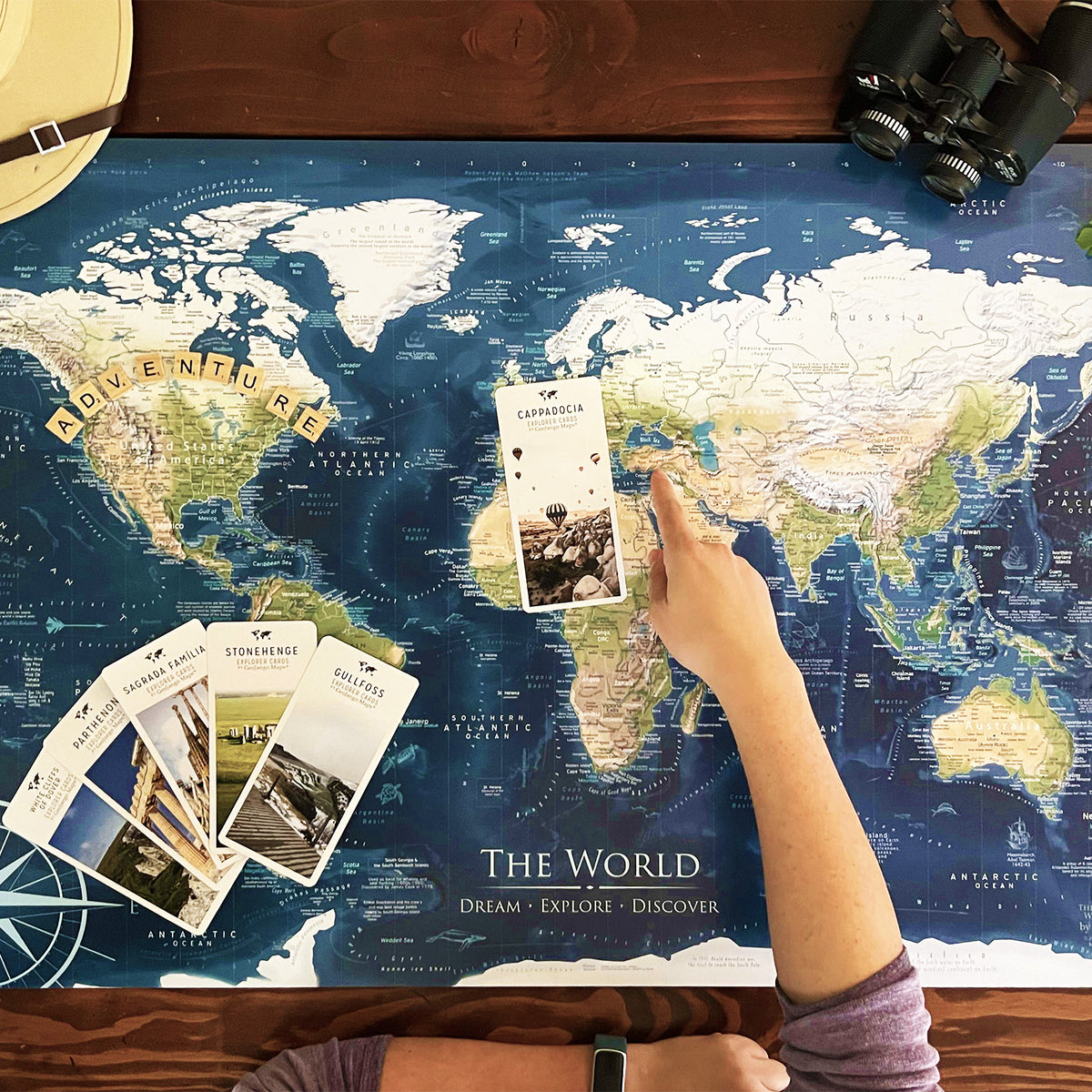 Voyager Push Pin Map of the World Labeled for Exploration | GeoJango ...